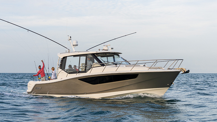 Boston Whaler Boats for Sale, the Unsinkable Legend - MarineMax